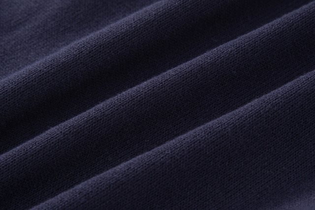 סריג חורפי דגם 'מישל' עם רוכסן זהב ושני כיסים